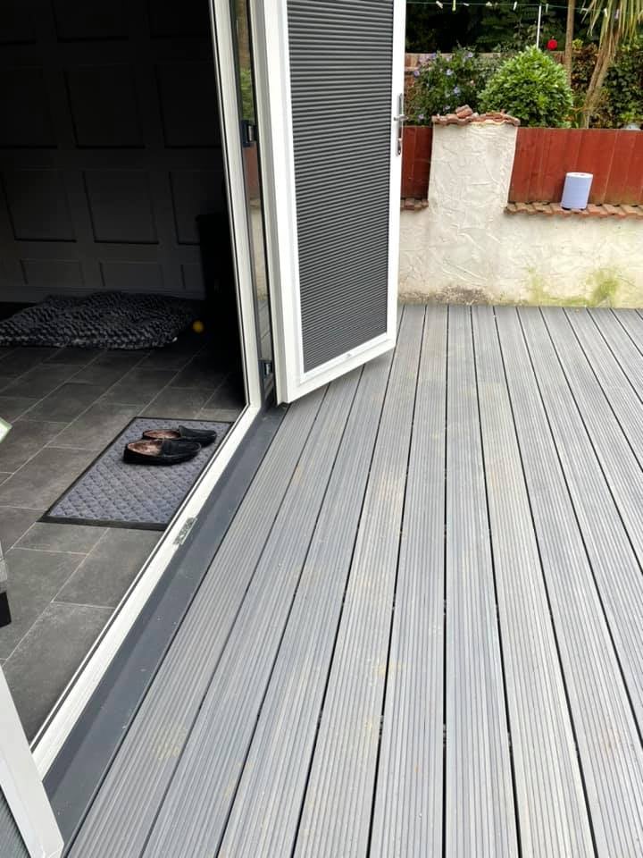 Composite Decking - LW Carpentry