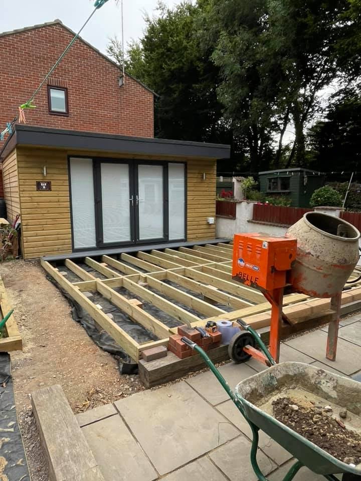 Composite Decking - LW Carpentry