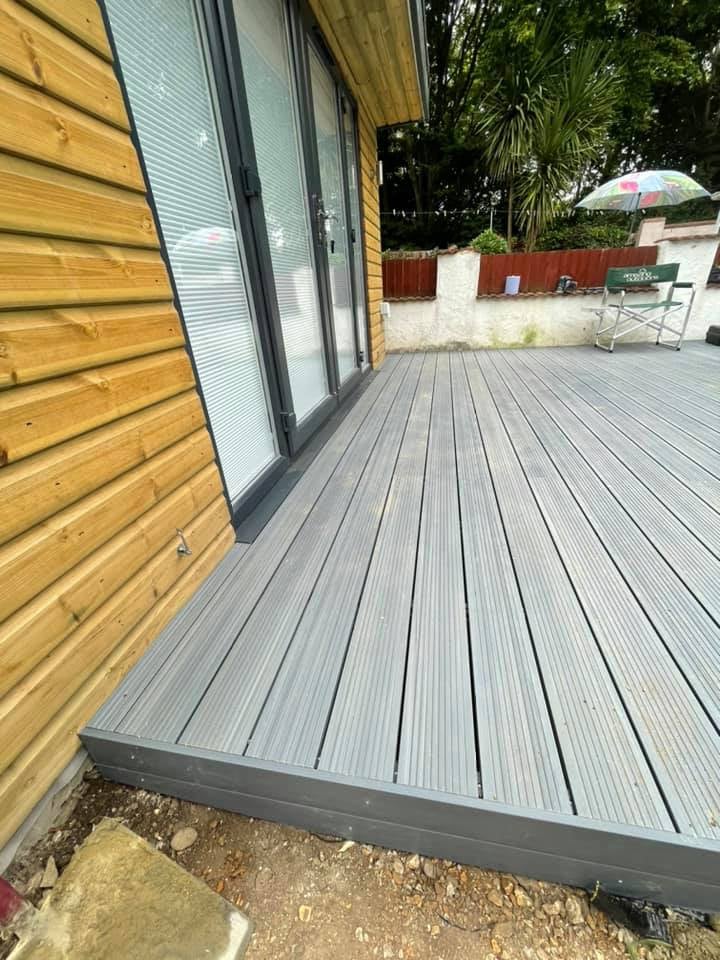 Composite Decking - LW Carpentry